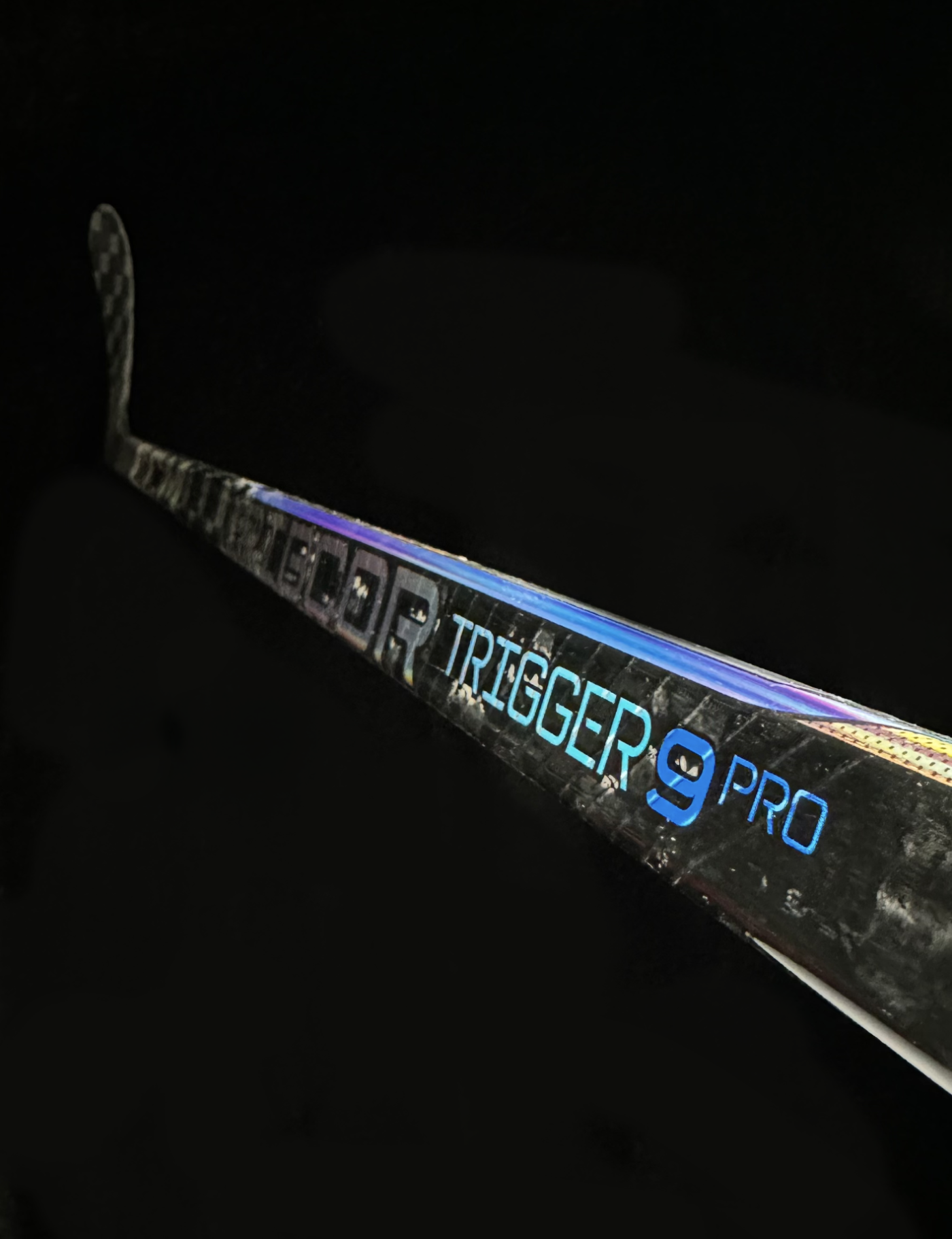 CCM Ribcor Trigger 9 Pro hockey stick review – Chris Kibui – Hockey Tutorial